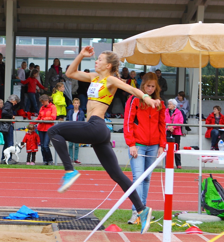 Leichtathletiknachwuchs glänzt an Kantonalfinals - Tüüfner Poscht
