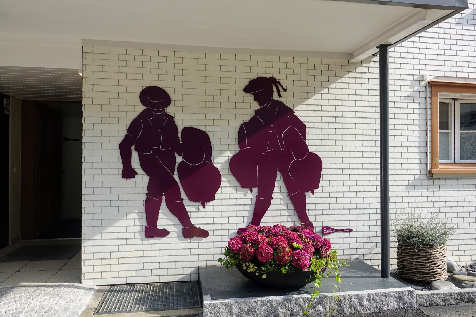 Brigitte und Rico Bloch haben sich mit dem Hirschen einen Traum ...